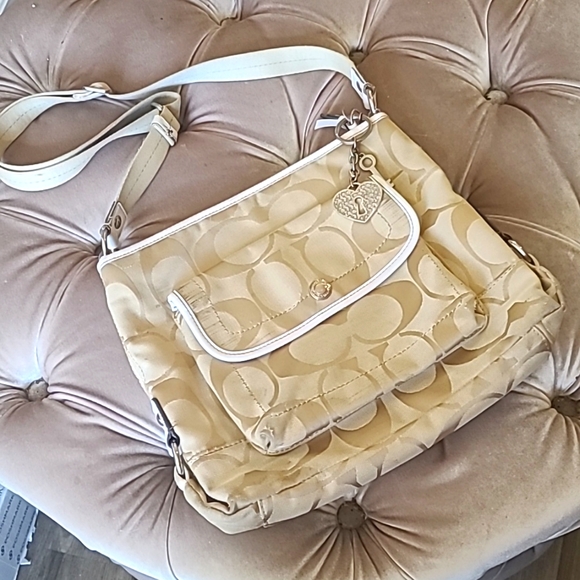 Coach | Bags | Preloved Coach Crossbody Monogram Bag | Poshmark
